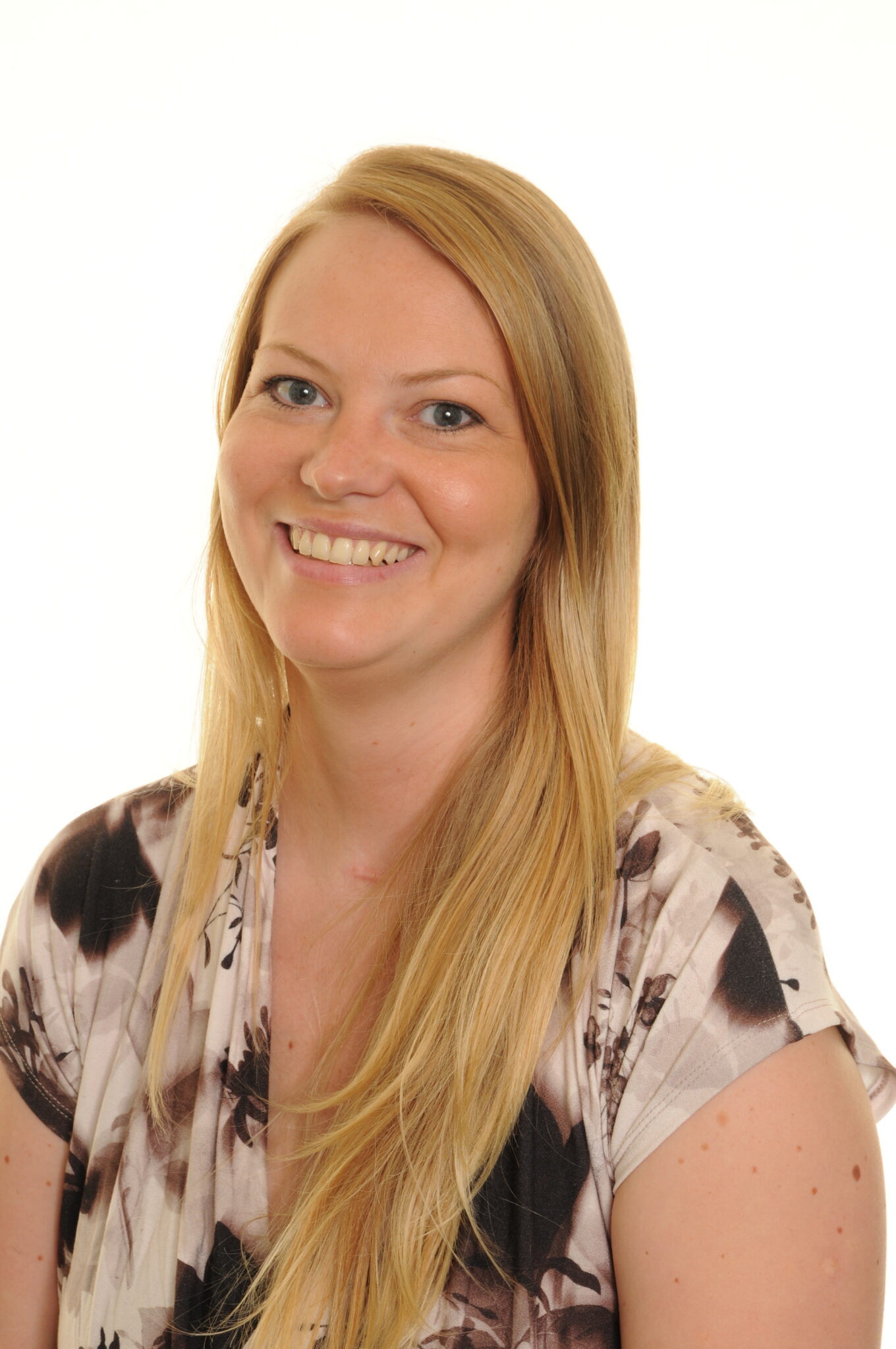 Ruth Cooper – Edukos Trust